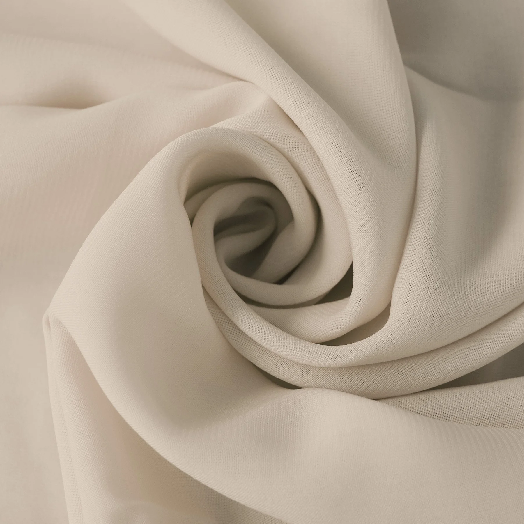 Chiffon stof beige kopen? Vanaf €2,- per meter